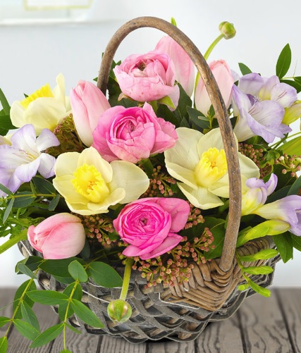 Spring Basket - Florist Online - McFlor Flowers Delivery